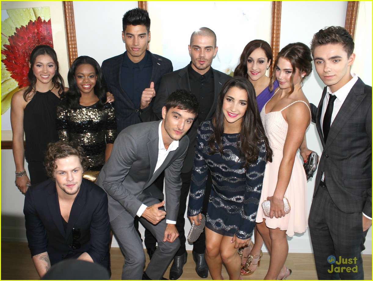 The Fierce Five are 'Wanted' at MTV VMAs 2012 | Photo 492721 - Photo ...