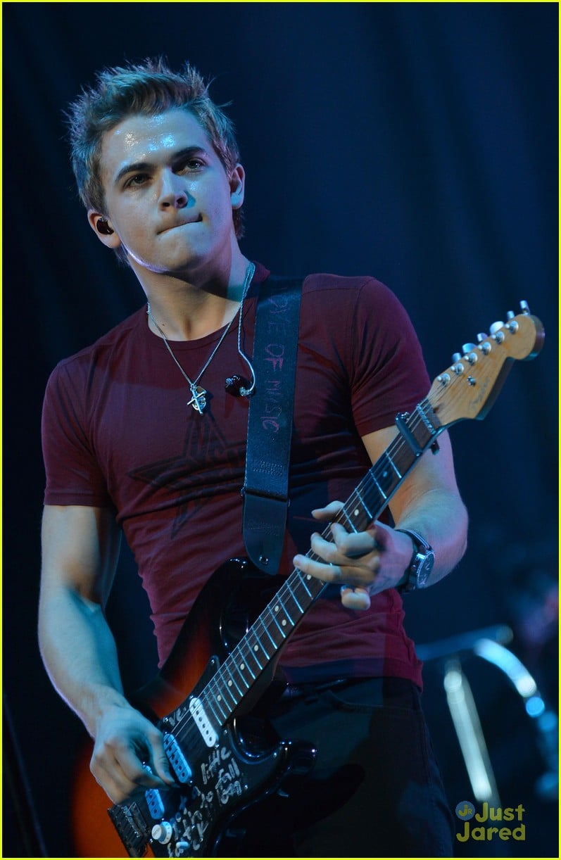 Hunter Hayes: 'Wanted' Sells Over One Million Tracks! | Photo 497573 ...