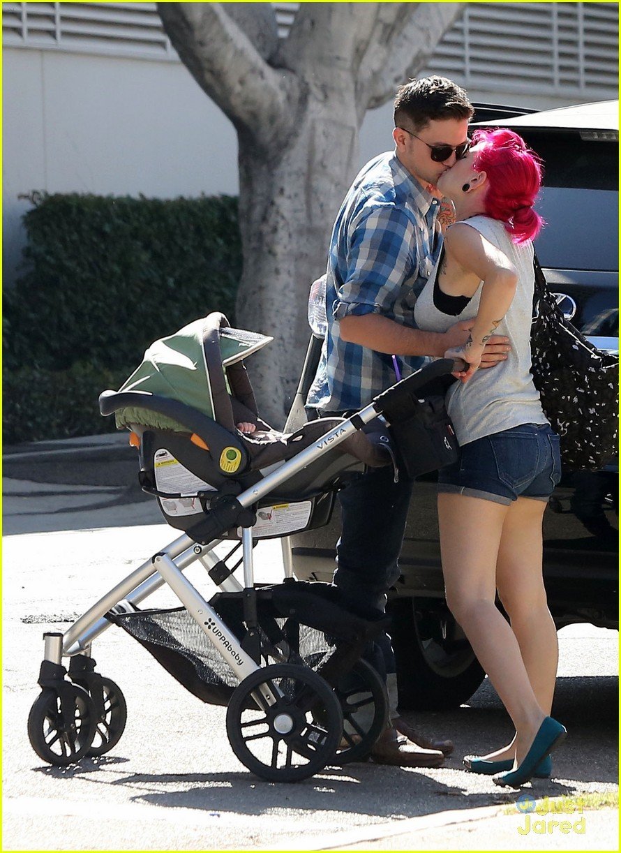 Full Sized Photo of jackson rathbone sheila kiss 03 | Jackson Rathbone ...