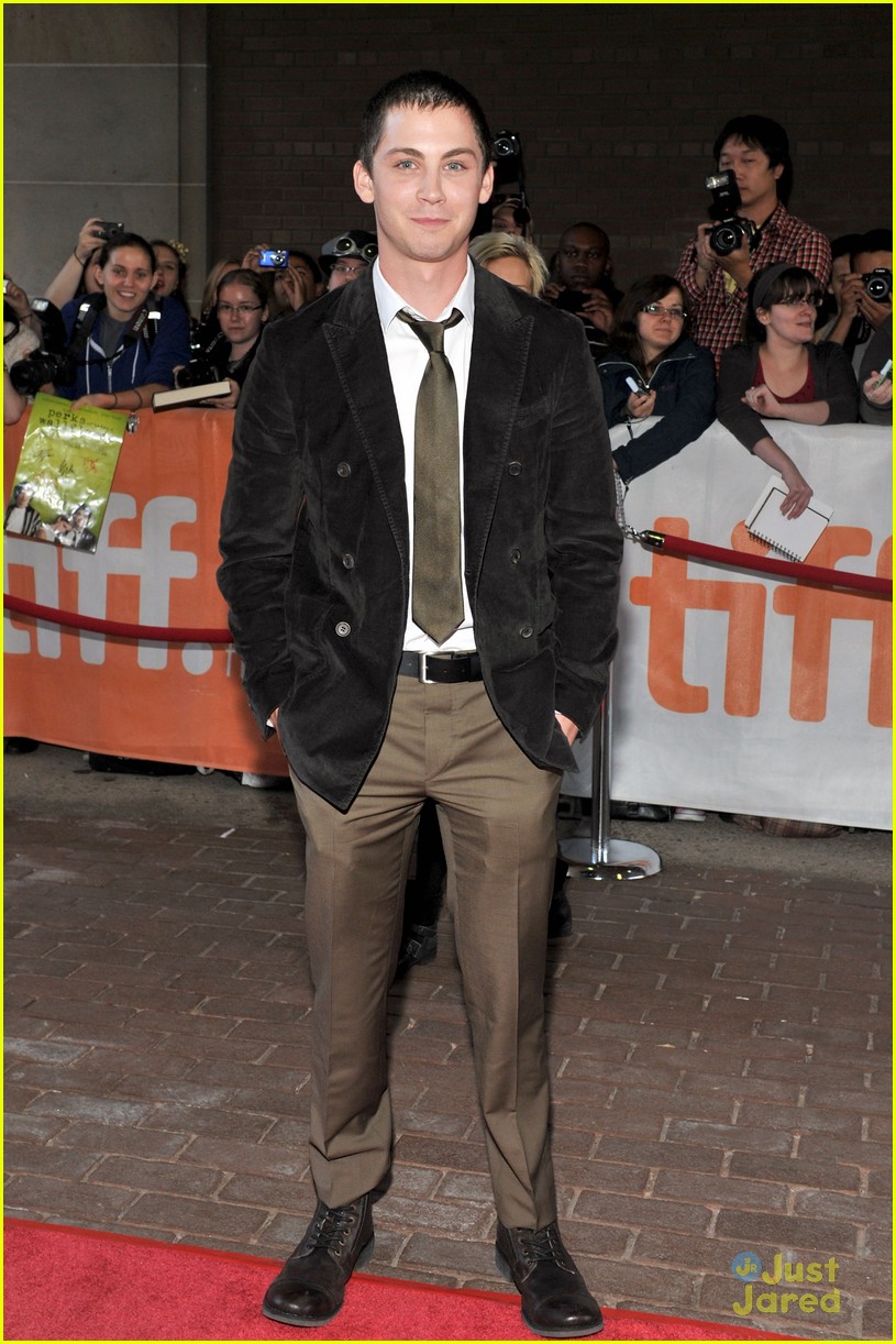Logan Lerman: 'Writers' Premiere at TIFF | Photo 493624 - Photo Gallery ...
