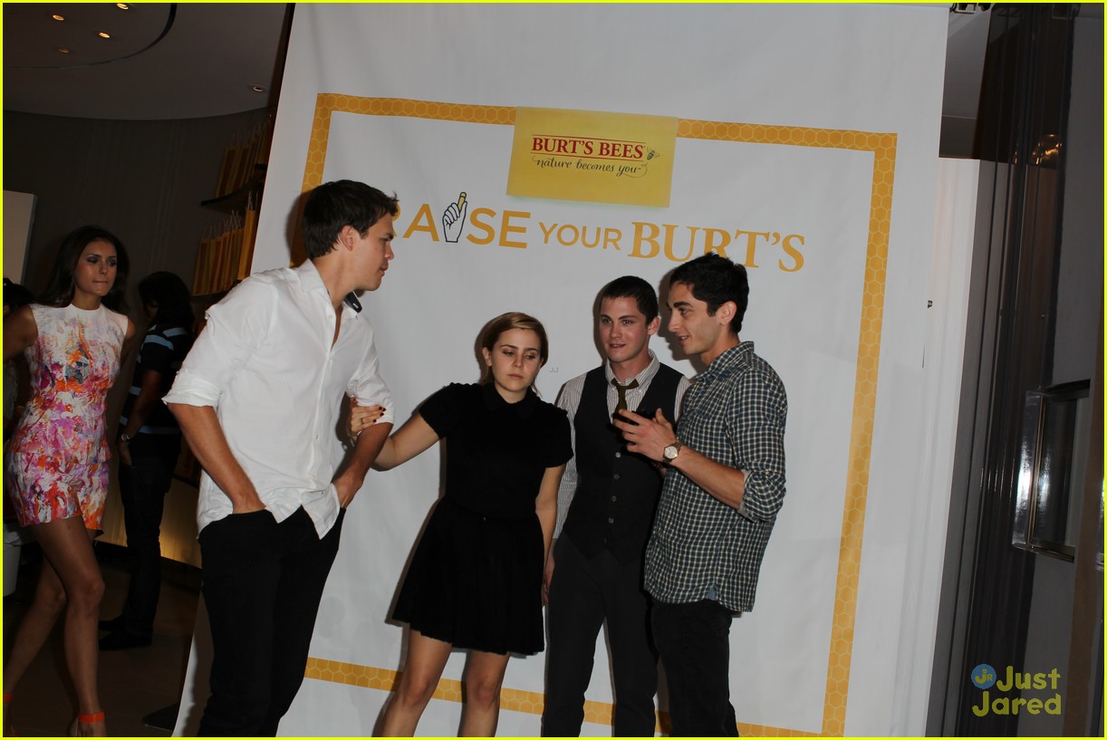 Logan Lerman: 'Writers' Premiere at TIFF | Photo 493628 - Photo Gallery ...