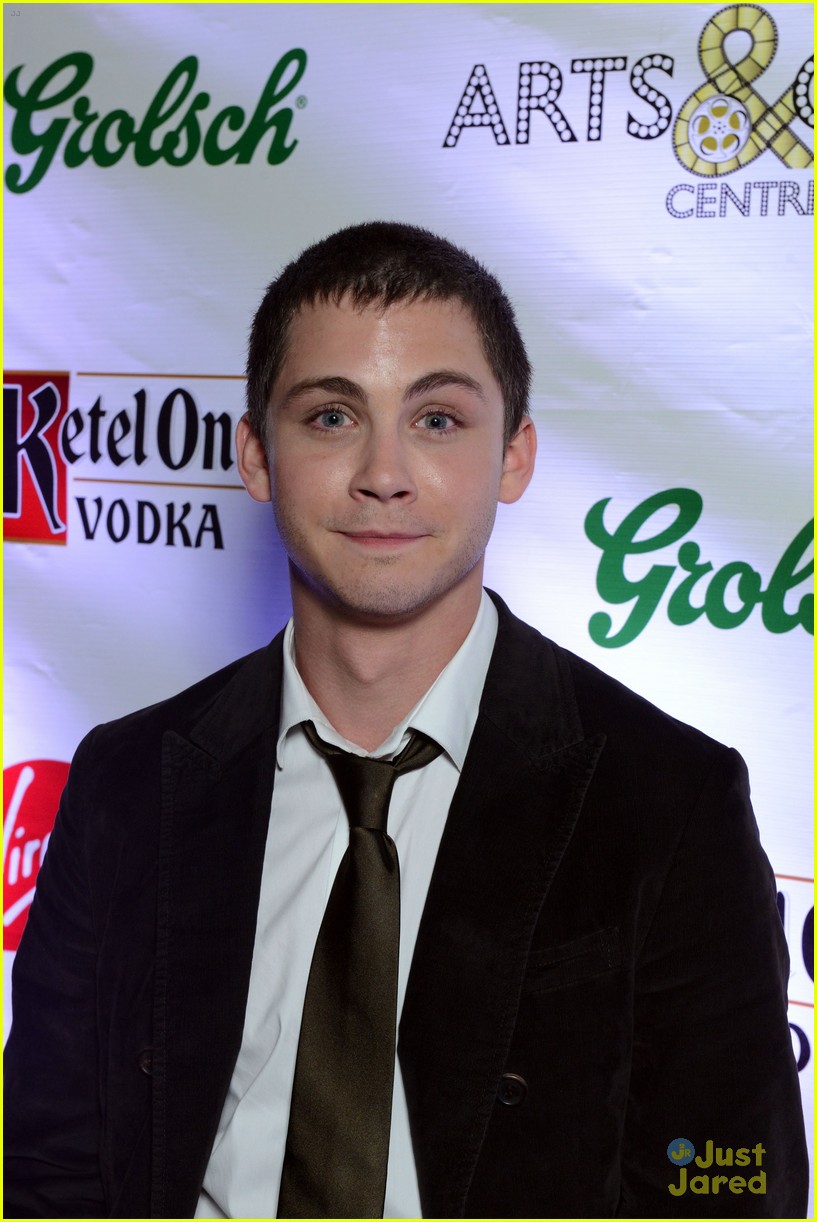 Logan Lerman: 'Writers' Premiere at TIFF | Photo 493629 - Photo Gallery ...