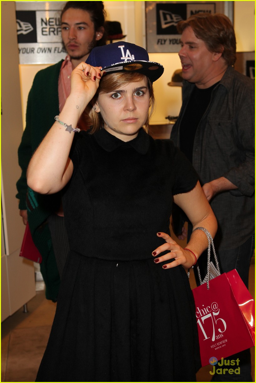 Logan Lerman: 'Writers' Premiere at TIFF | Photo 493636 - Photo Gallery ...