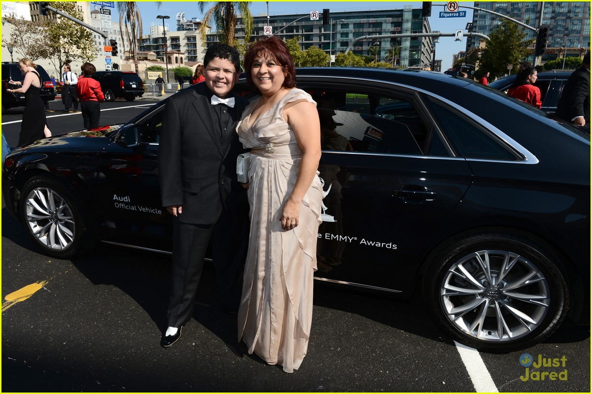 Rico Rodriguez & Nolan Gould - Emmy Awards 2012 | Photo 497412 - Photo ...