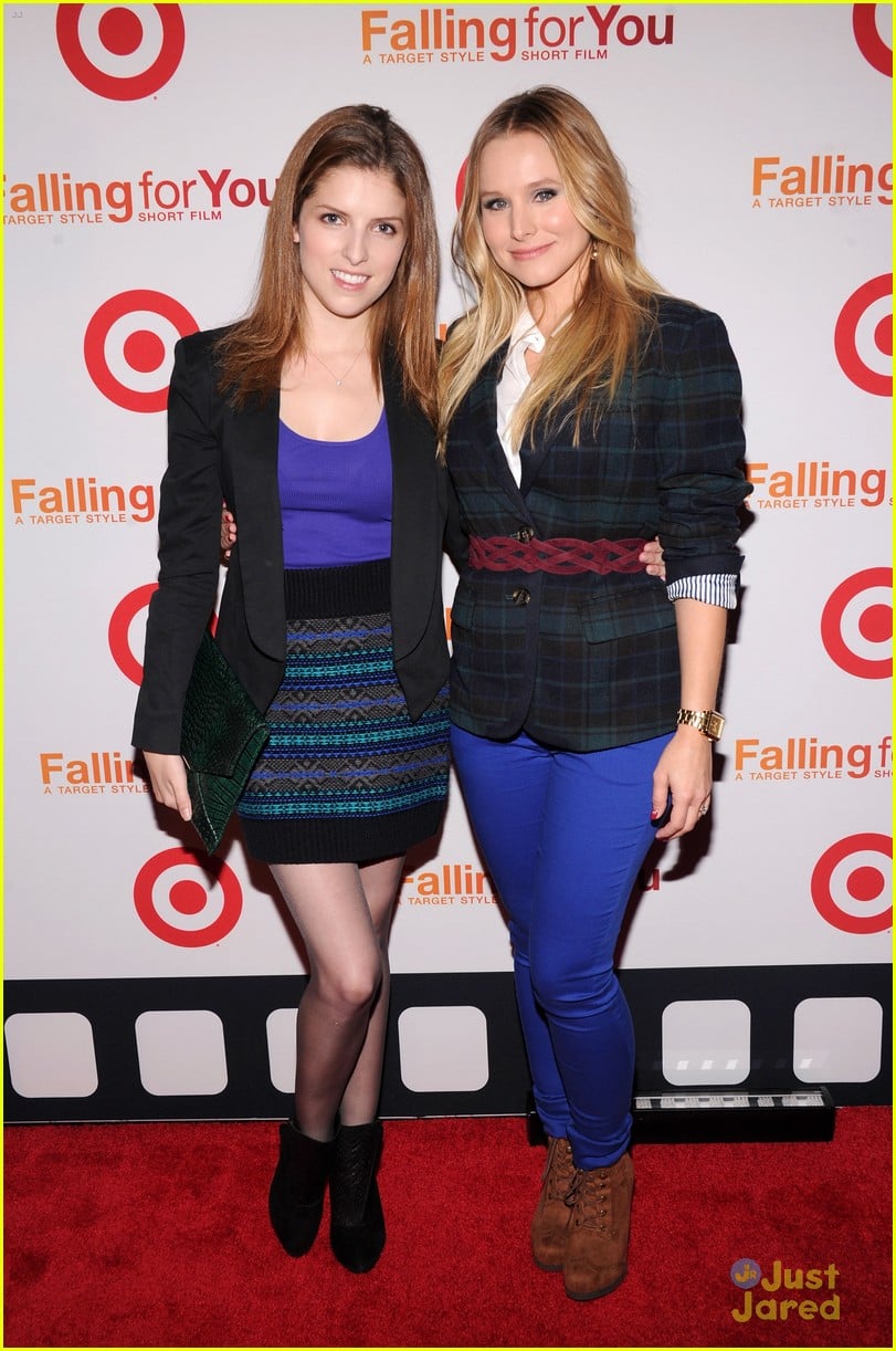 Anna Kendrick is 'Falling For' Kristen Bell | Photo 501523 - Photo ...