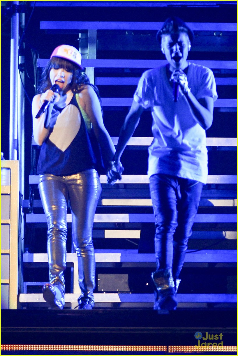 Justin Bieber: 'Beauty And A Beat' Sets Vevo Record! | Photo 503091 ...