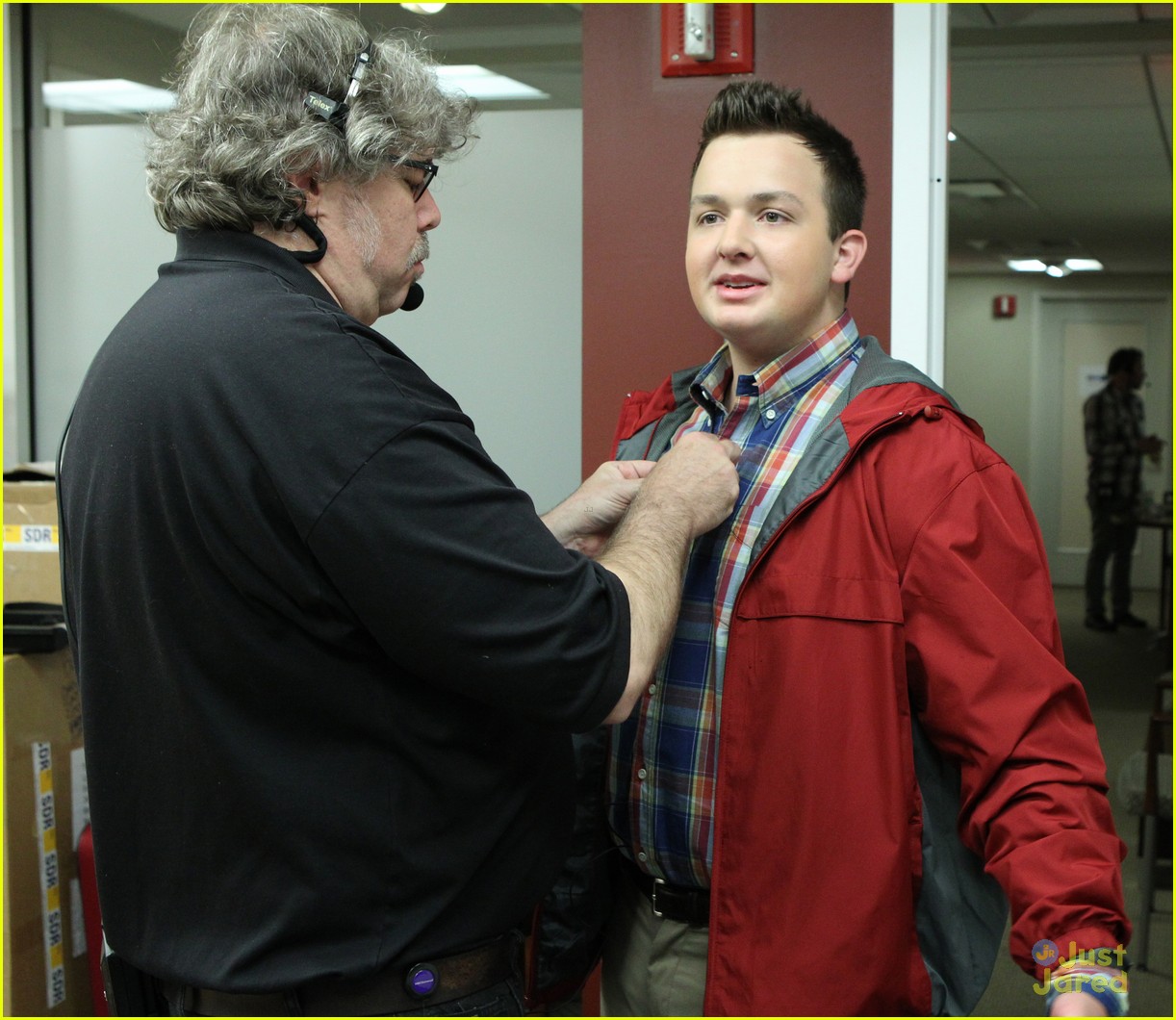 iCarly Shocks America; Premieres October 6th! | Photo 499924 - Photo ...