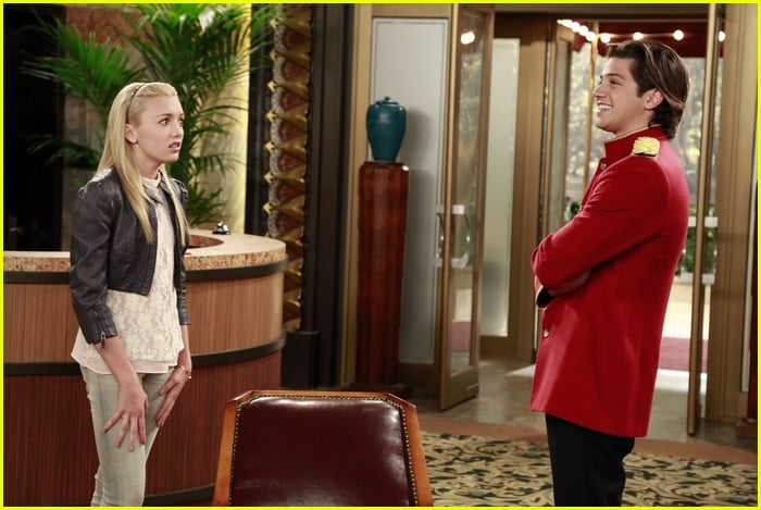 Debby Ryan: Bunch of 'Green-Eyed Monsters' on 'Jessie' | Photo 505024 ...