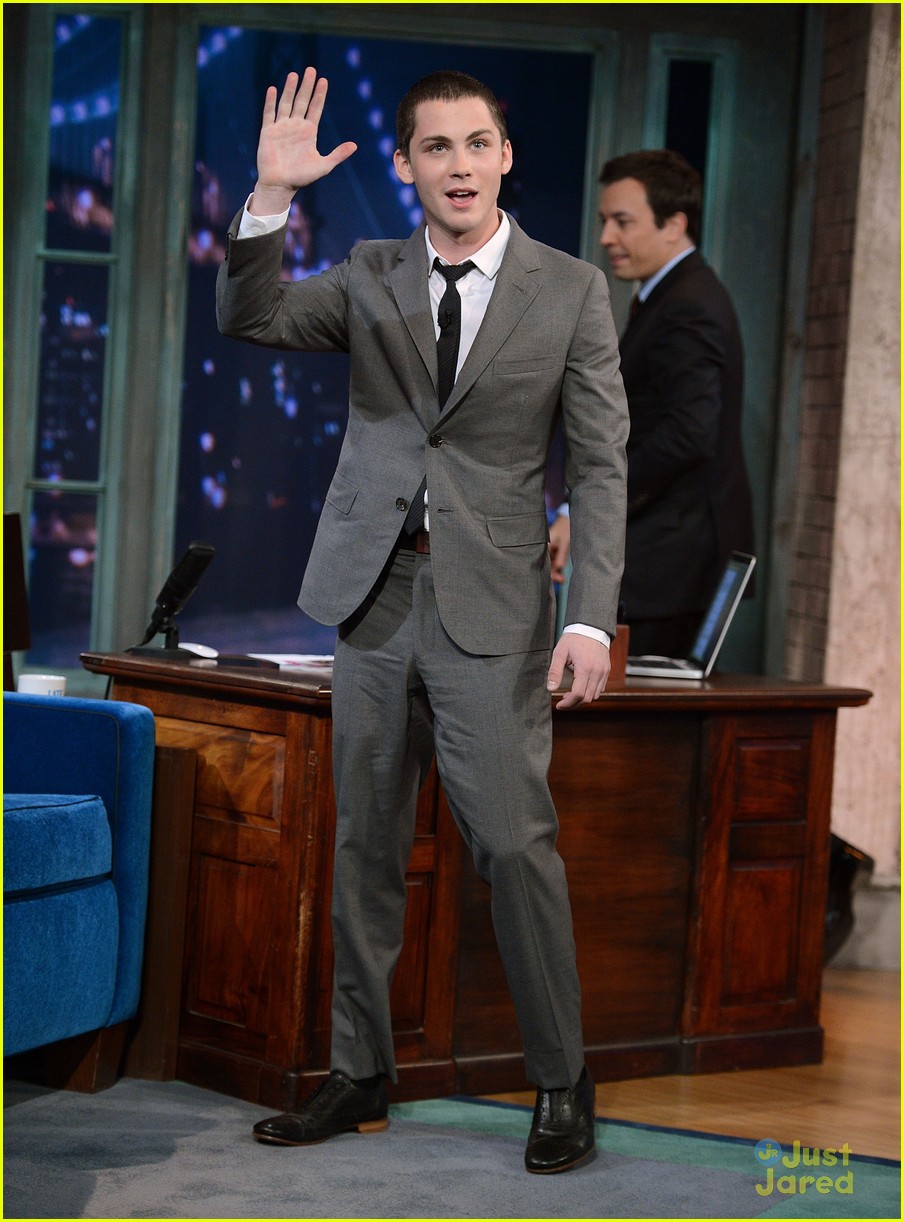 Logan Lerman: 'Late Night with Jimmy Fallon' Appearance | Photo 499827 ...