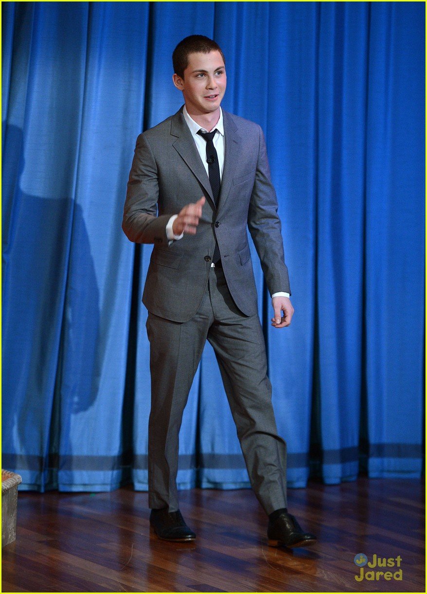 Logan Lerman: 'Late Night with Jimmy Fallon' Appearance | Photo 499833 ...