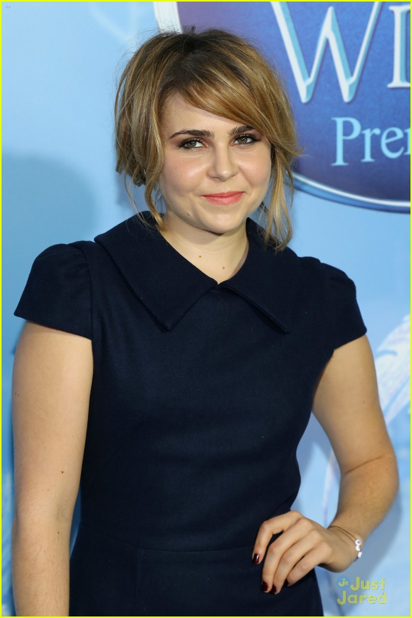 Mae Whitman: 'Secret of the Wings' Premiere | Photo 504214 - Photo ...