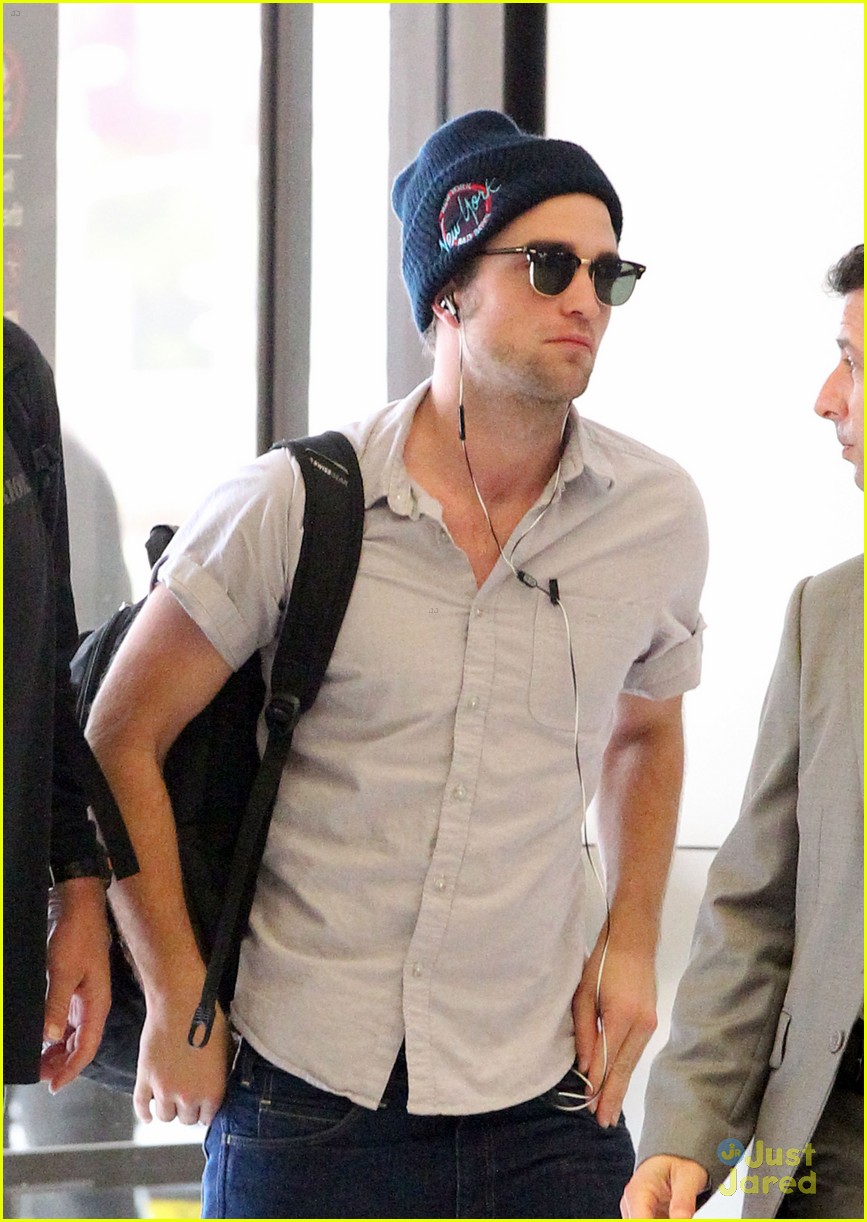 Robert Pattinson: See Ya, Sydney | Photo 505433 - Photo Gallery | Just ...