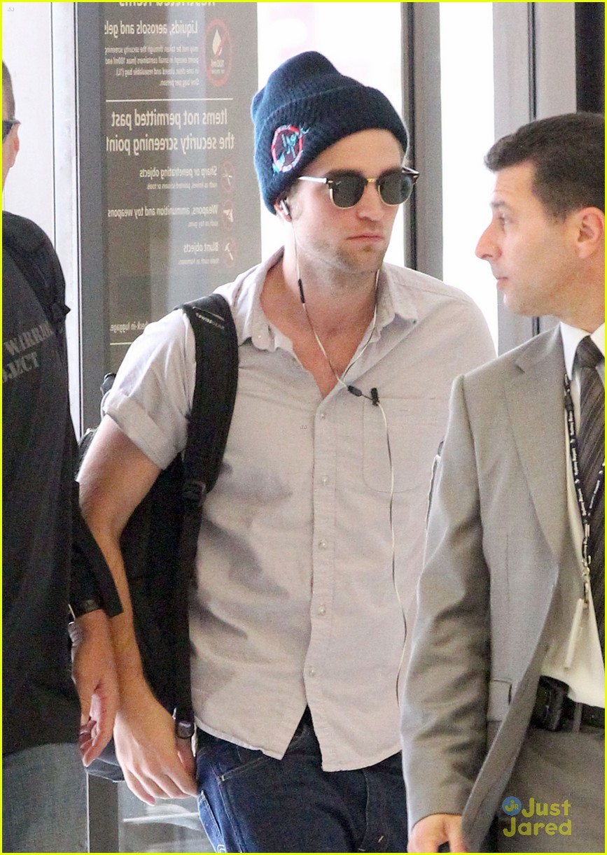Robert Pattinson: See Ya, Sydney | Photo 505435 - Photo Gallery | Just ...
