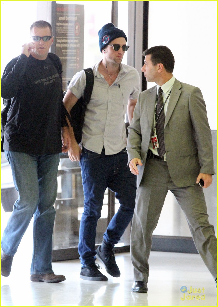 Robert Pattinson: See Ya, Sydney | Photo 505437 - Photo Gallery | Just ...