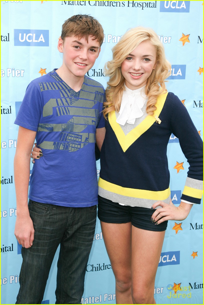 Laura List's Instagram, Twitter & Facebook on IDCrawl