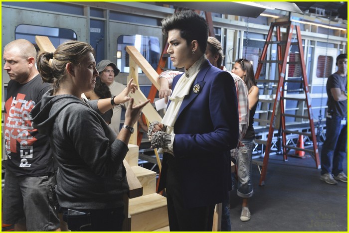 Who Dies in PLL's Halloween Episode? | Photo 502305 - Photo Gallery ...