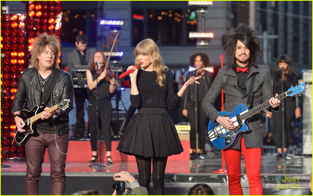 Taylor Swift: GMA Concert Pics! | Photo 504945 - Photo Gallery | Just ...