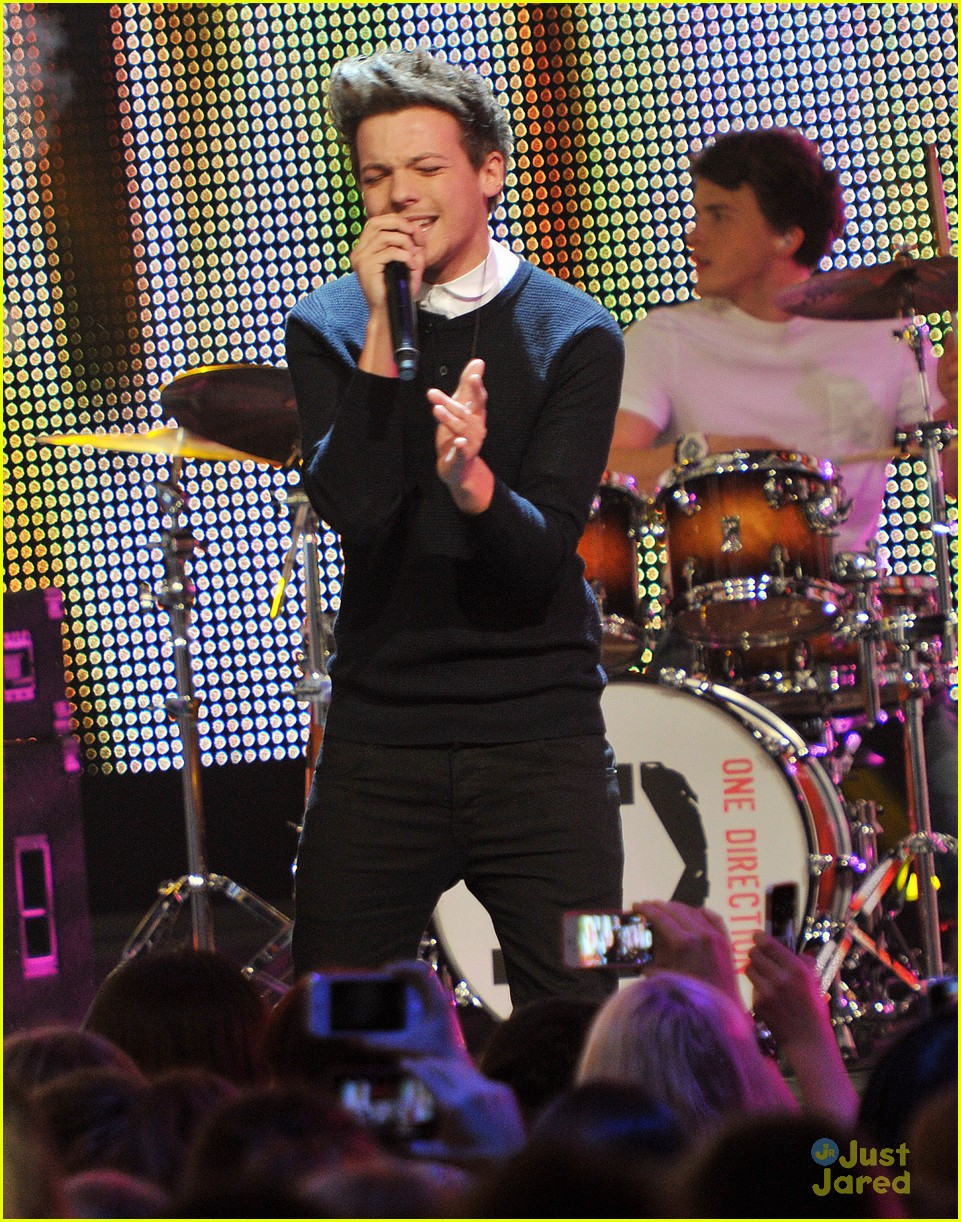 One Direction: 'X Factor' Sweden Studs | Photo 507741 - Photo Gallery ...