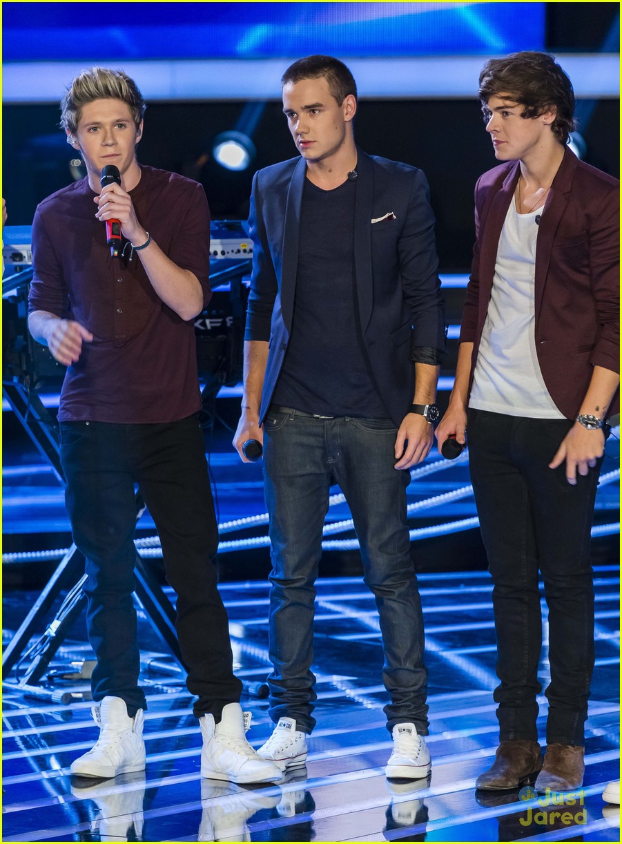 One Direction Perform on 'X Factor Italy'! | Photo 507183 - Photo ...