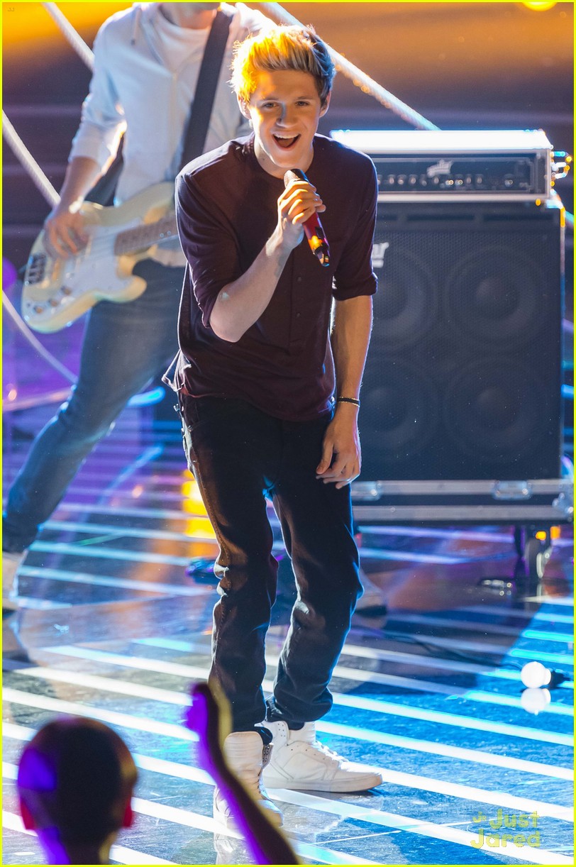 One Direction Perform on 'X Factor Italy'! | Photo 507191 - Photo ...