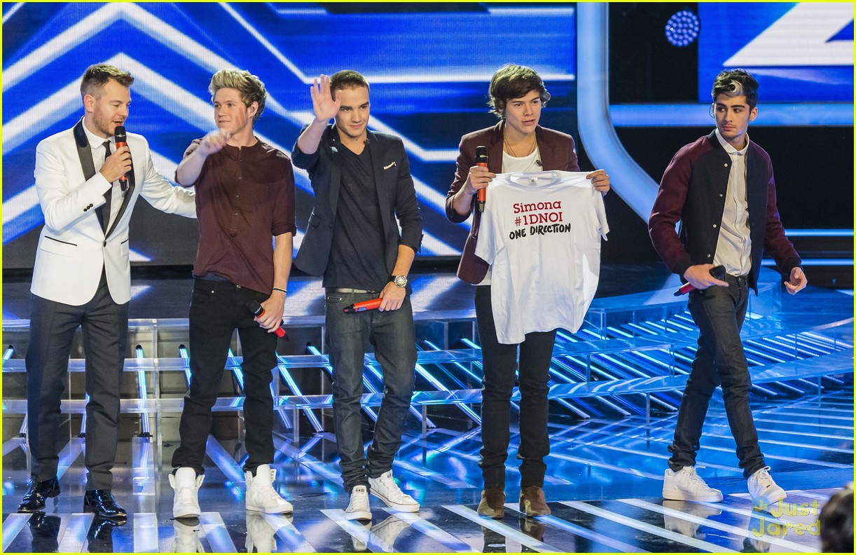 One Direction Perform on 'X Factor Italy'! | Photo 507201 - Photo ...