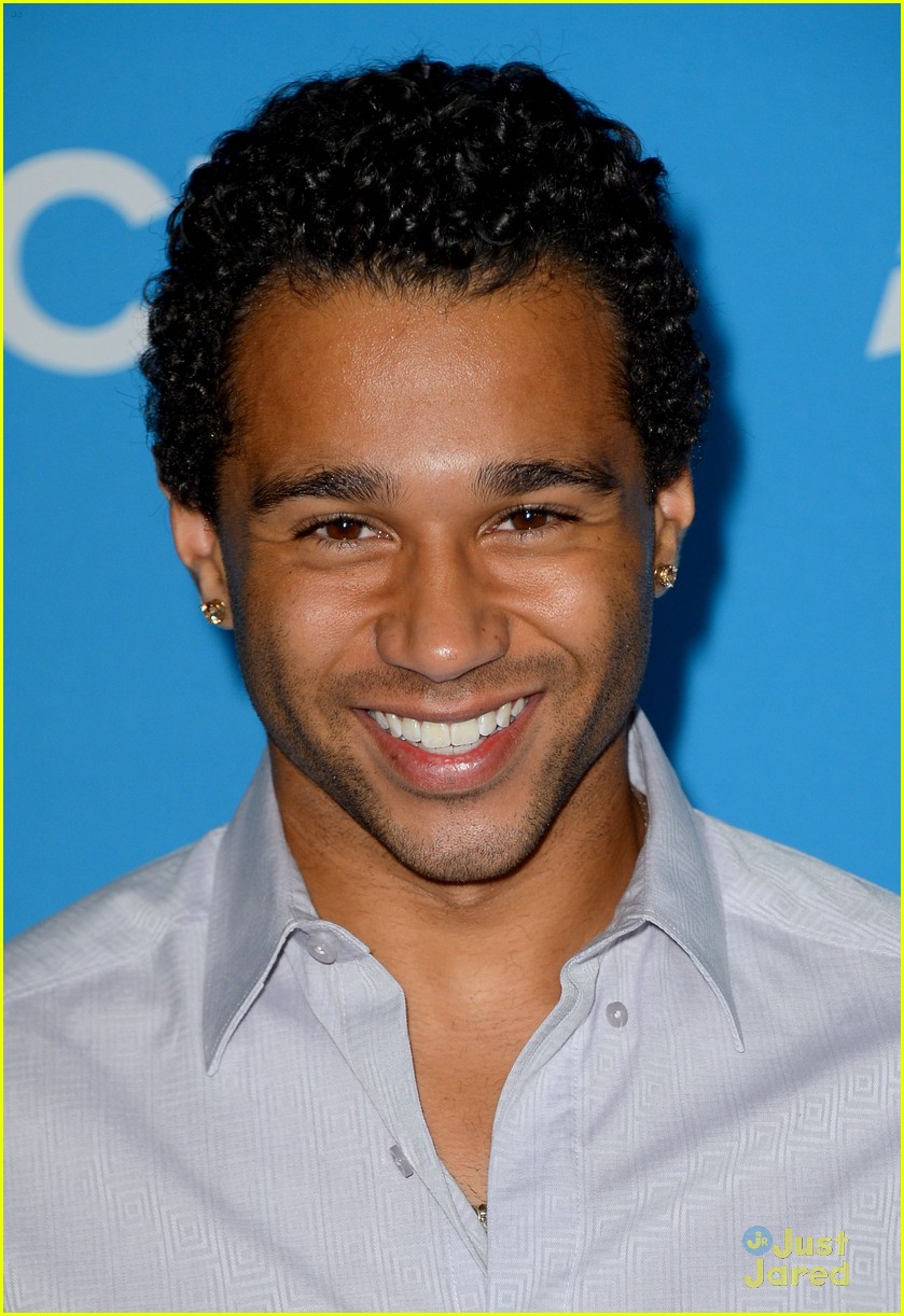 Corbin Bleu: Shaved Head at Breeder's Cup 2012! | Photo 507638 - Photo ...