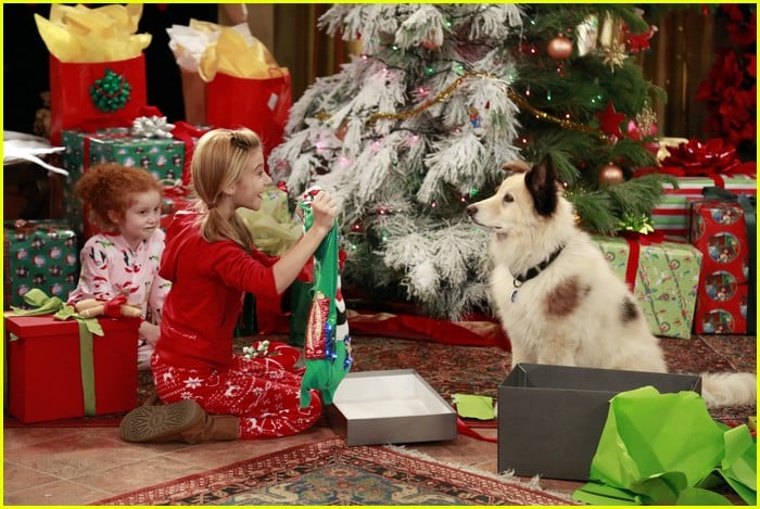 Disney Channel Holiday Episode Sneak Peeks! | Photo 510340 - Photo ...