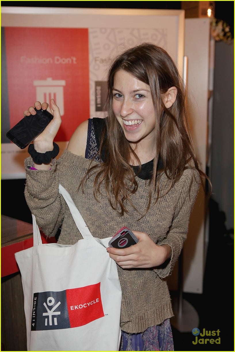 Eden Sher - AMAs 2012 | Photo 511241 - Photo Gallery | Just Jared Jr.