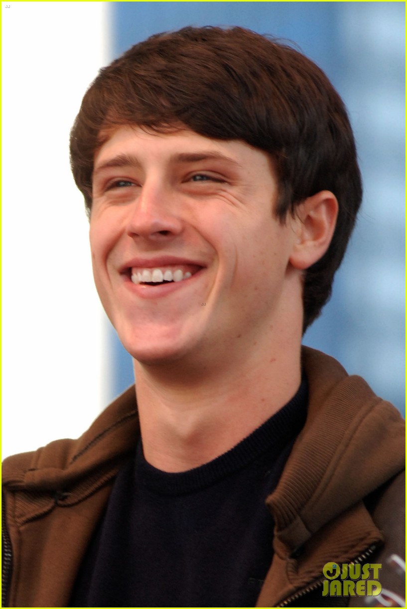 Shane Harper Lights Up Chicago | Photo 511384 - Photo Gallery | Just ...