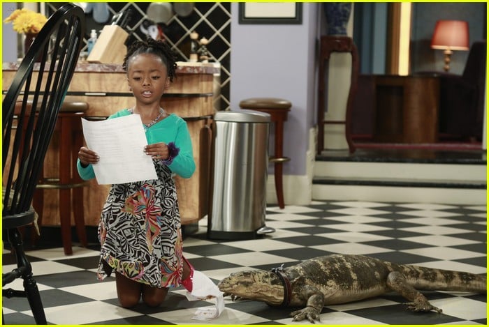 Karan Brar Makes 'Girl' Friends on 'Jessie' | Photo 506986 - Photo ...