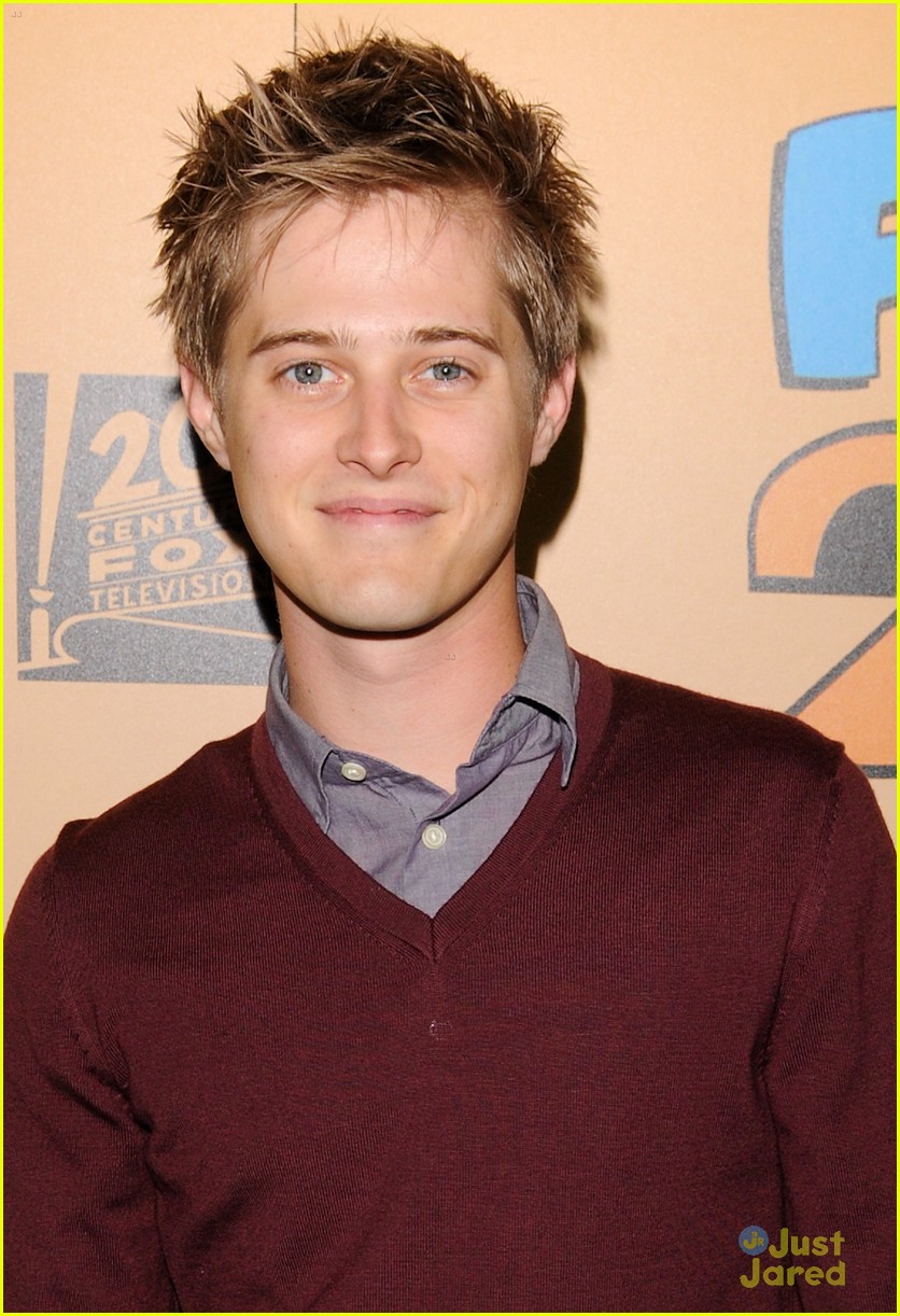 Lucas Grabeel: 'Family Guy' 200 Eposide Celebration! | Photo 507517 ...