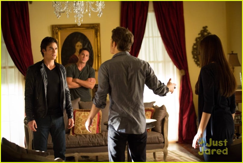 Phoebe Tonkin: New 'The Vampire Diaries' TONIGHT! | Photo 508137 ...