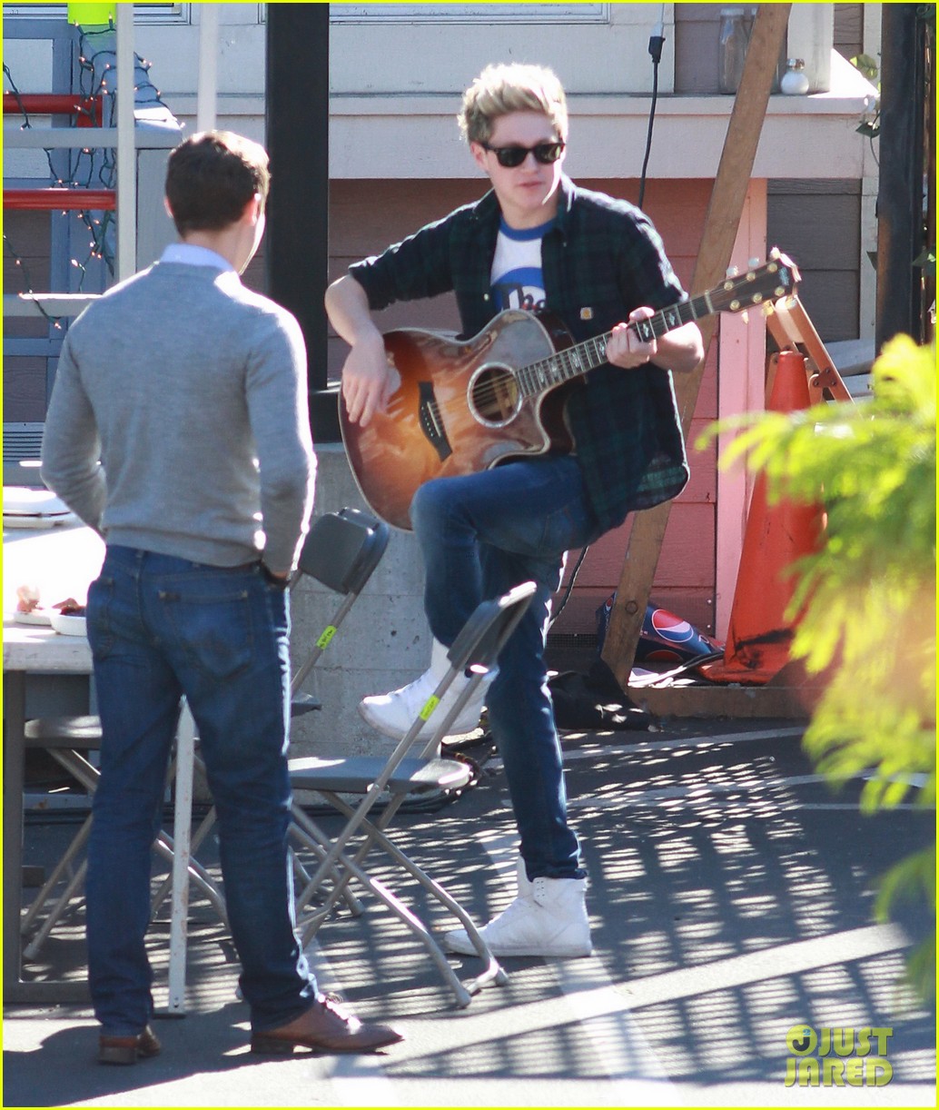 One Direction: Hanging Out Backstage at 'X Factor' | Photo 519432 ...