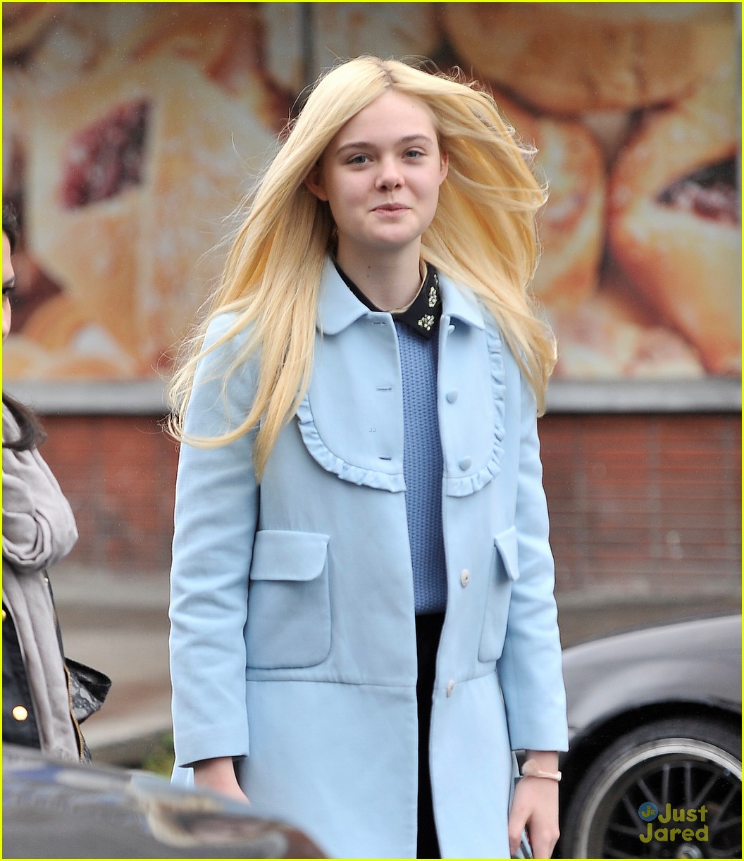 Elle Fanning on Choosing Movie Roles: 'You Have To Think It's Fun ...