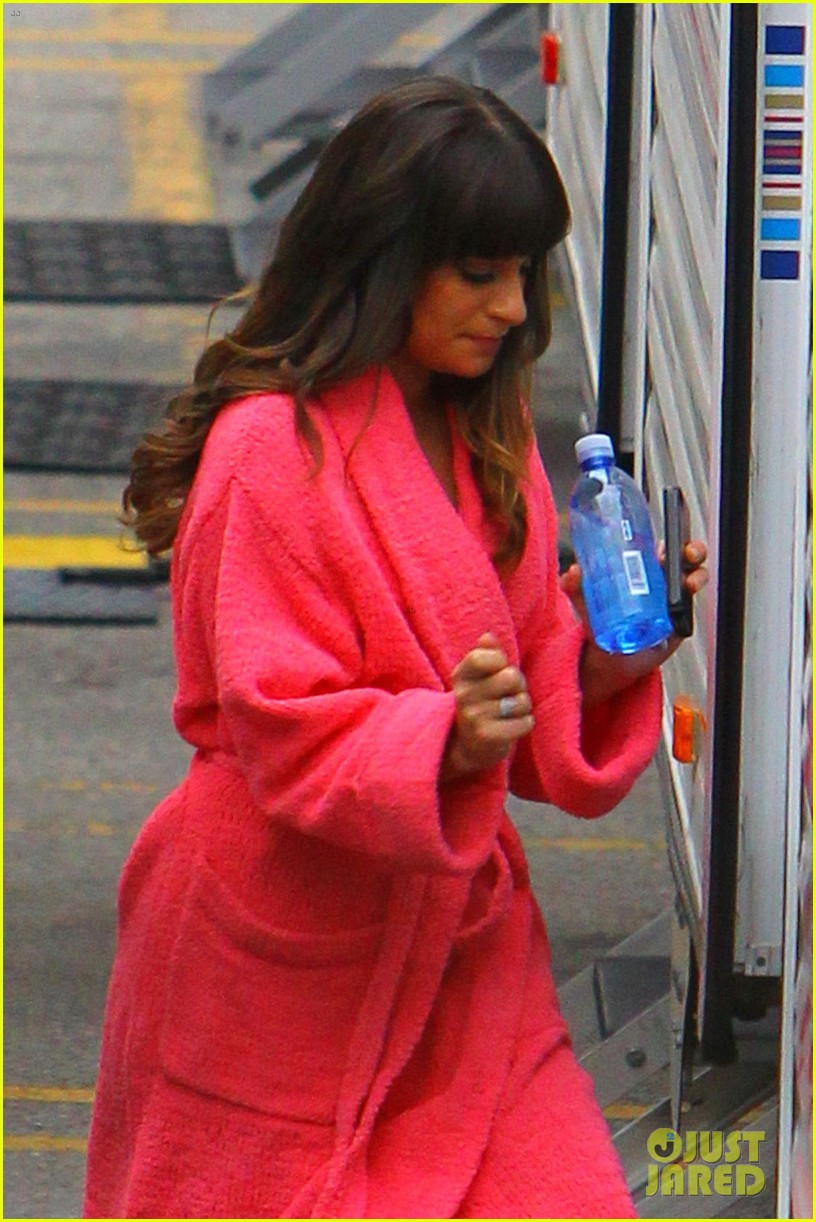 Lea Michele & Dianna Agron: 'Glee' Set with Naya Rivera! | Photo 517213 - Photo Gallery | Just ...