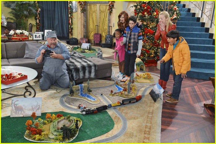Austin & Jessie & Ally: Crossover Pics! | Photo 514511 - Photo Gallery ...