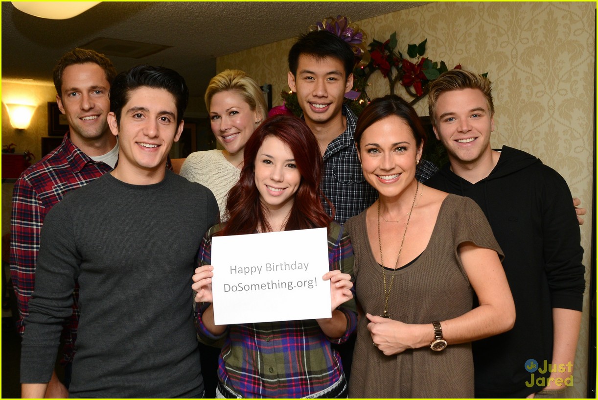 Jillian Rose Reed: Grandparents Gone Wired! | Photo 517081 - Photo ...