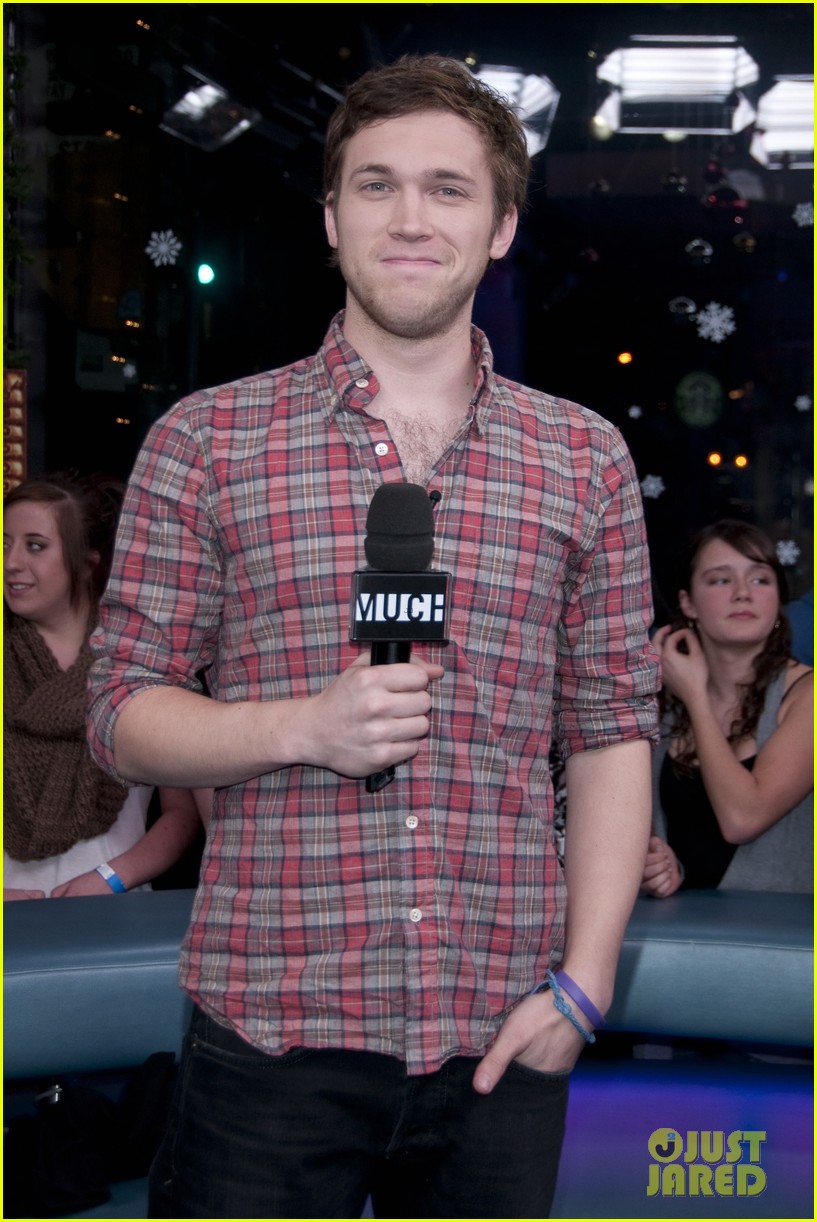 Phillip Phillips: MuchMusic Studio Stop | Photo 518982 - Photo Gallery ...