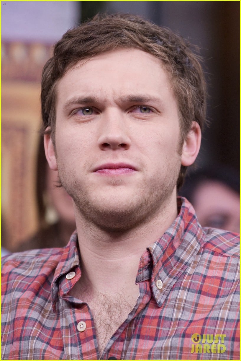 Phillip Phillips: MuchMusic Studio Stop | Photo 519000 - Photo Gallery ...