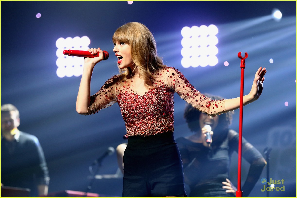 Full Sized Photo of taylor swift jingle ball 31 | Taylor Swift: Jingle ...