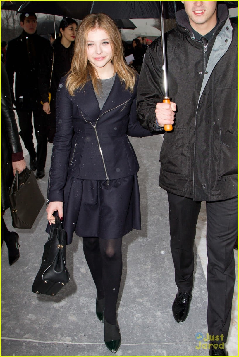 Full Sized Photo of chloe moretz dior pfw 08 | Chloe Moretz: Christian ...