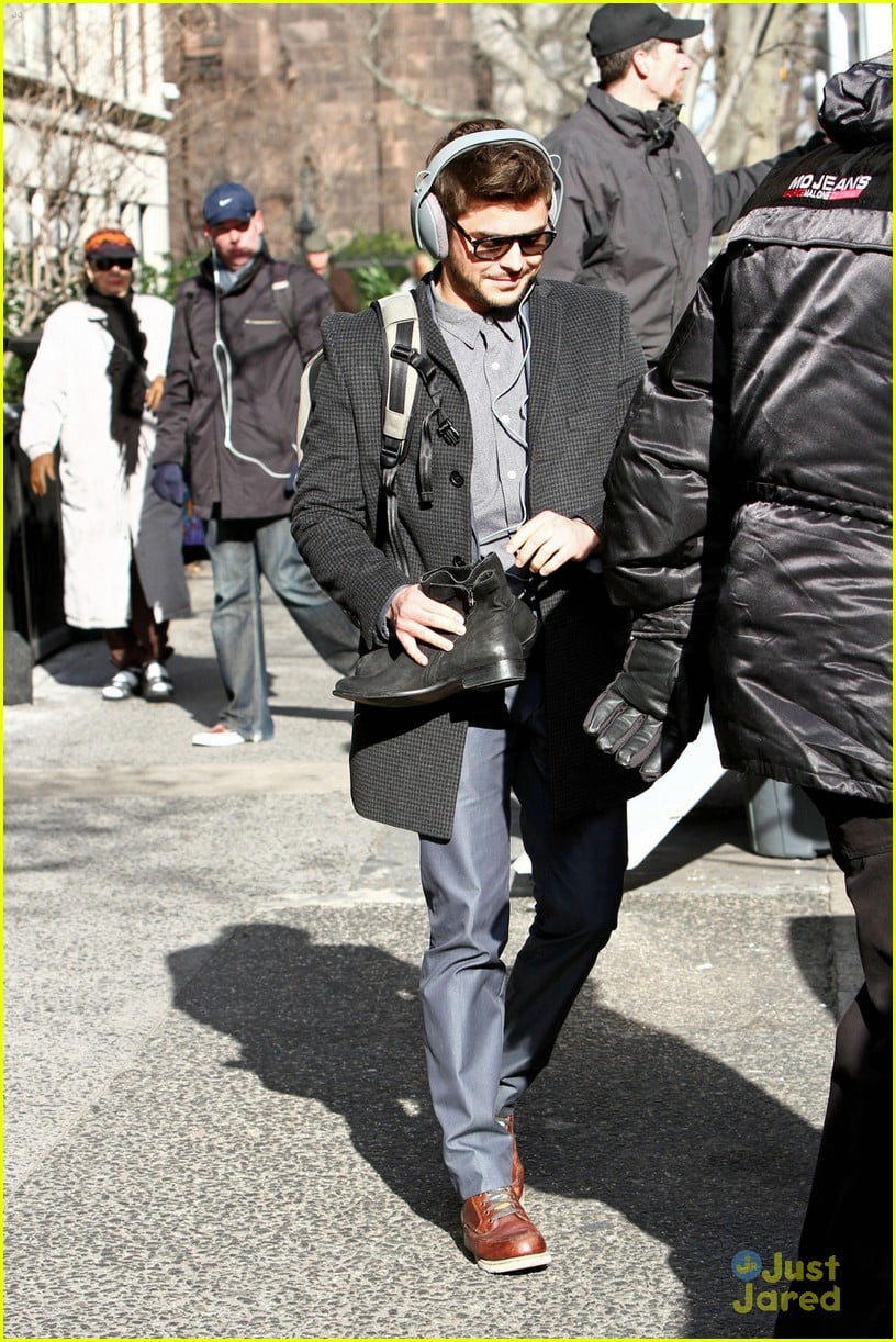 Zac Efron: GQ's #2 Most Stylish Guy | Photo 521133 - Photo Gallery ...