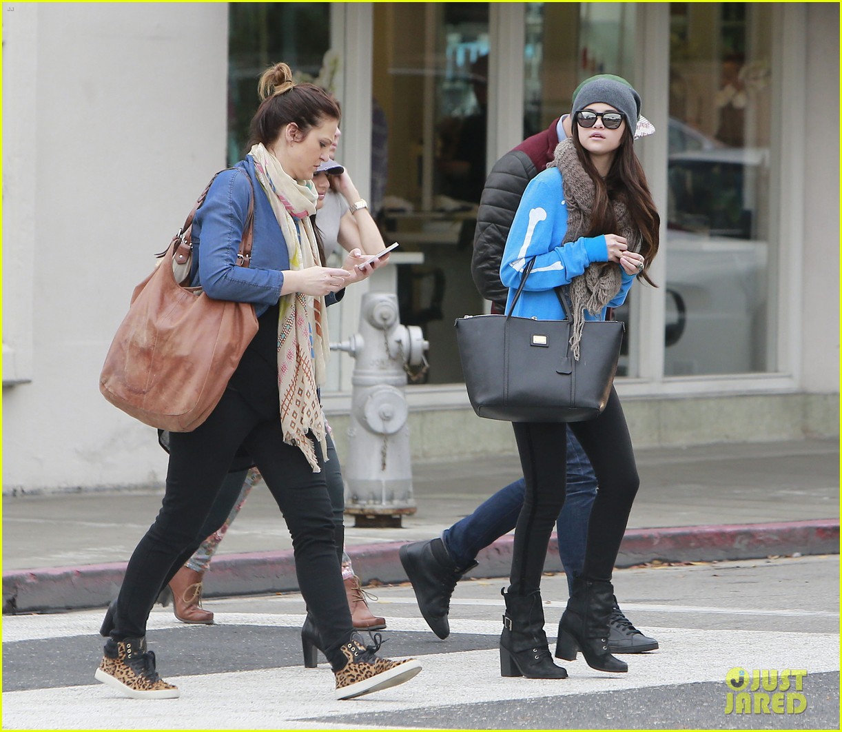 Selena Gomez: Beverly Hills Beauty | Photo 526269 - Photo Gallery ...