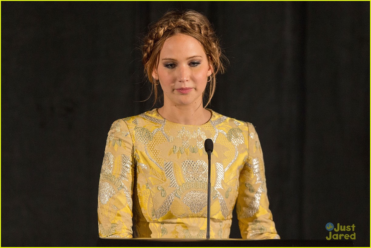 Jennifer Lawrence: Los Angeles Film Critics Awards 2013 | Photo 523362 ... Jennifer Lawrence: Los Angeles Film Critics Awards 2013 | Photo 523362 ...