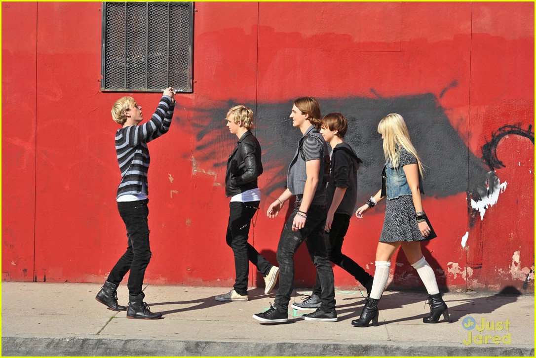 R5 - 'Loud' Video Filming Pics! | Photo 529359 - Photo Gallery | Just ...