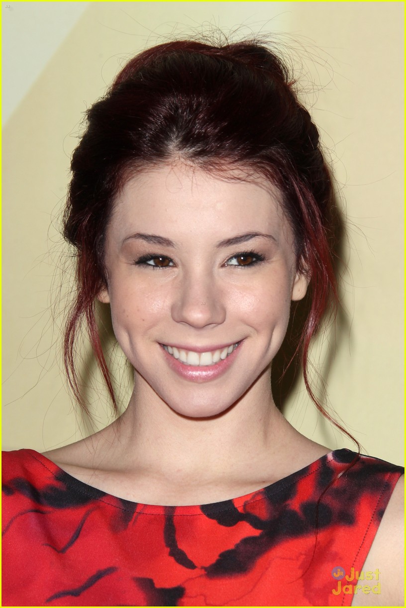 Jillian Rose Reed Kicks Off Golden Globe Season with Audi | Photo ...