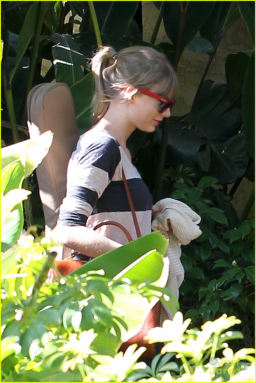 Full Sized Photo of taylor swift recording studio 02 | Taylor Swift ...