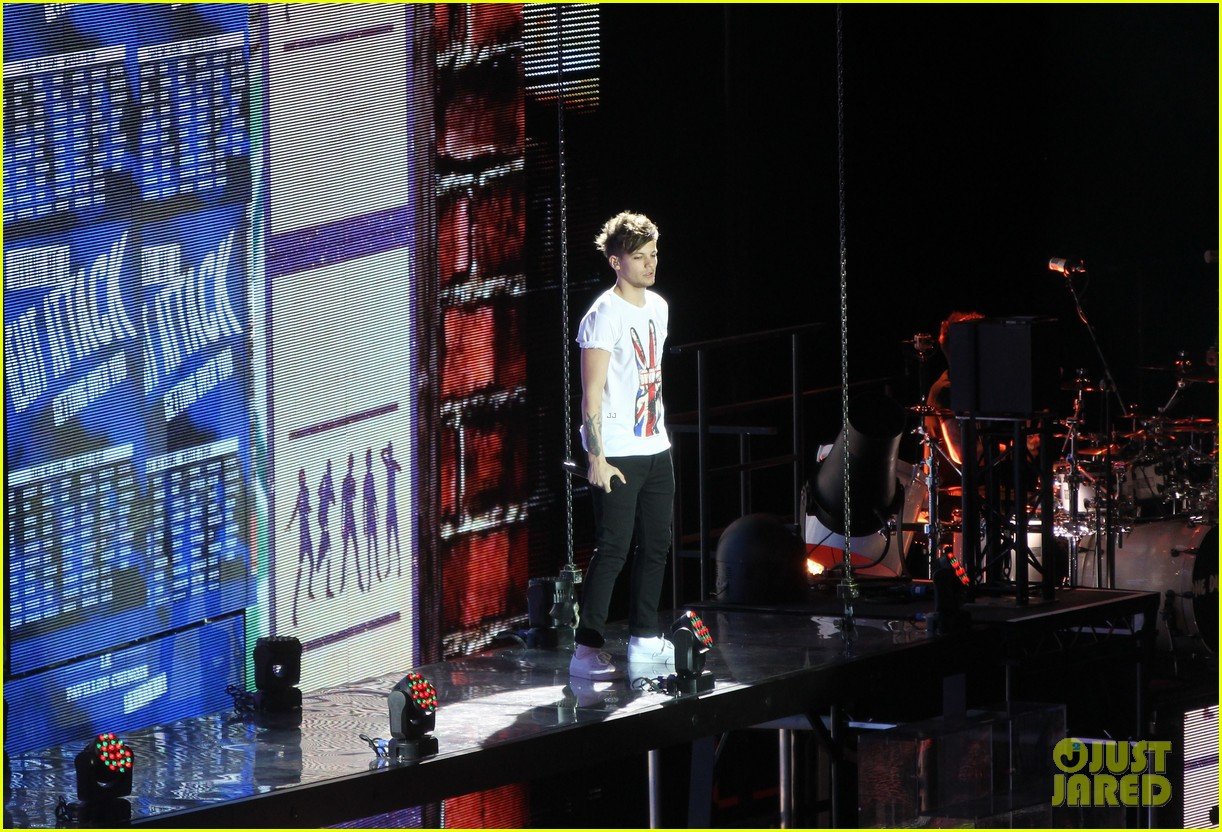 One Direction: O2 Arena Performance! | Photo 540312 - Photo Gallery ...