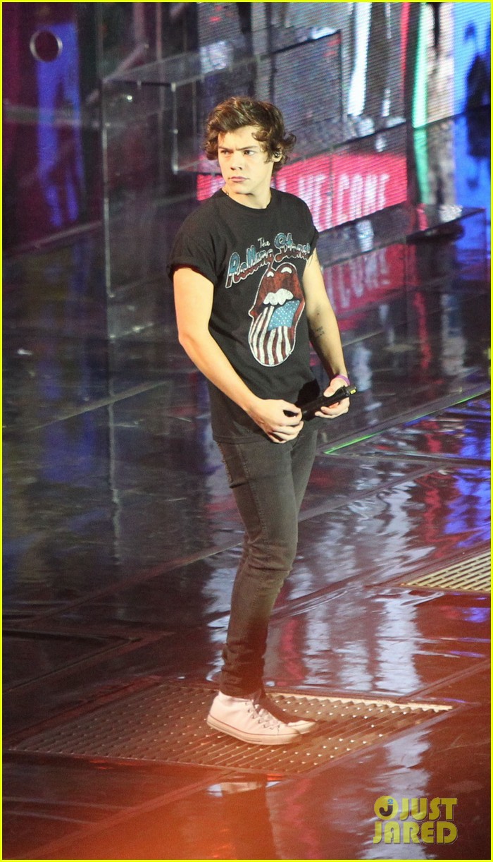 One Direction: O2 Arena Performance! | Photo 540314 - Photo Gallery ...