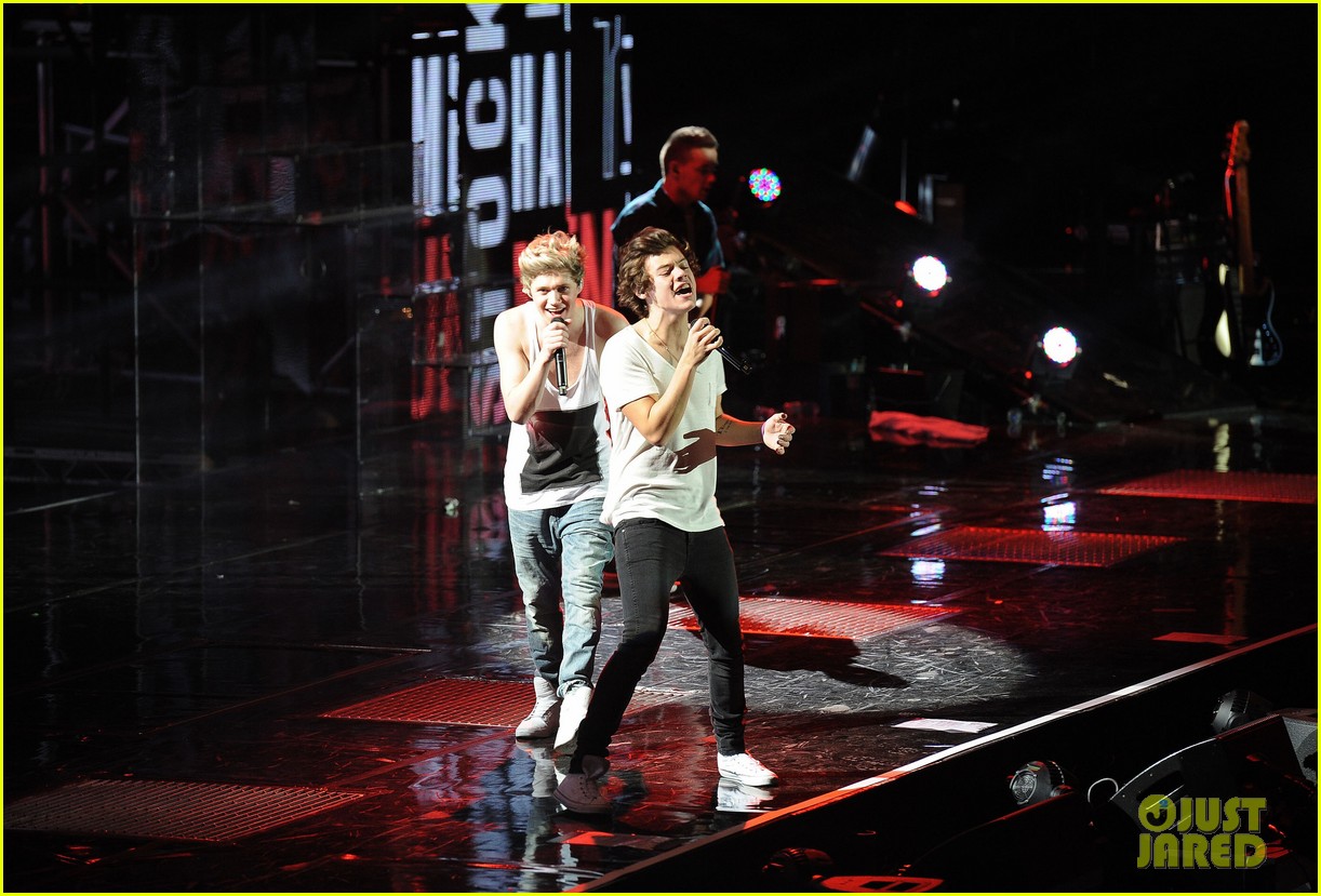 One Direction: O2 Arena Performance! | Photo 540333 - Photo Gallery ...